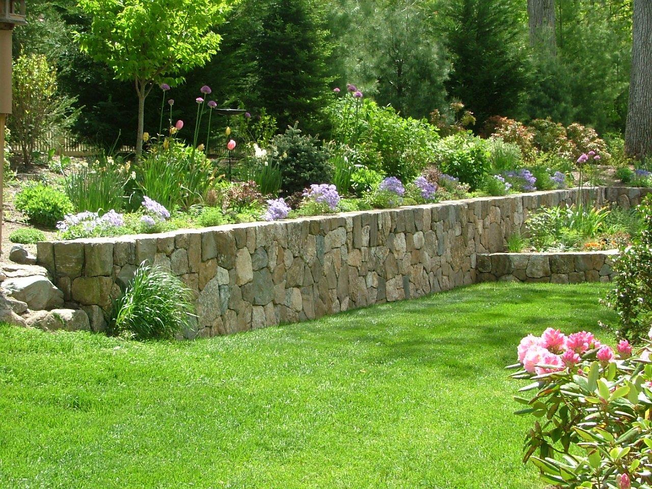 Garden Design - The Captured GardenThe Captured Garden